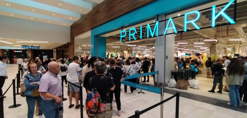 San Sebastián: Furor en la inauguración de Primark | El Diario Vasco