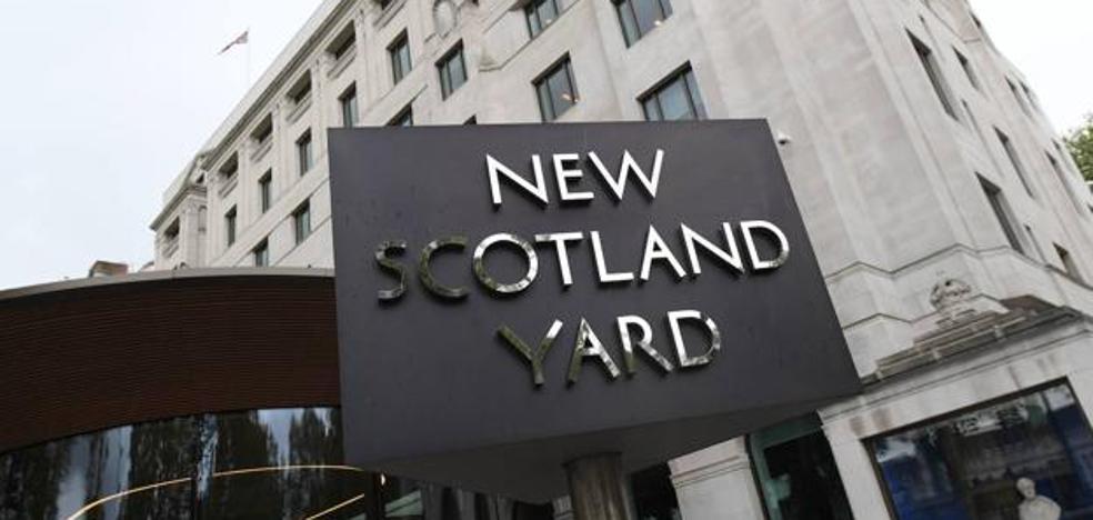 Scotland Yard Investigates 1 000 Police Officers For Sex Crimes