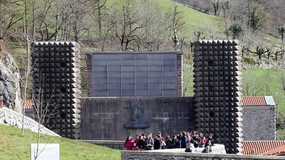 El Santuario de Arantzazu ofrece visitas guiadas todos los días hasta ...